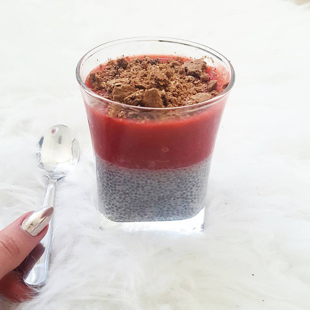 przepisy nasiona chia, pudding chia, zdrowy deser